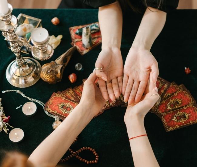 Art of Fortune-Telling : Is Fortune Reading Real? - InstaAstro