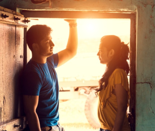 8 Tips To Start A Conversation With Girls - InstaAstro