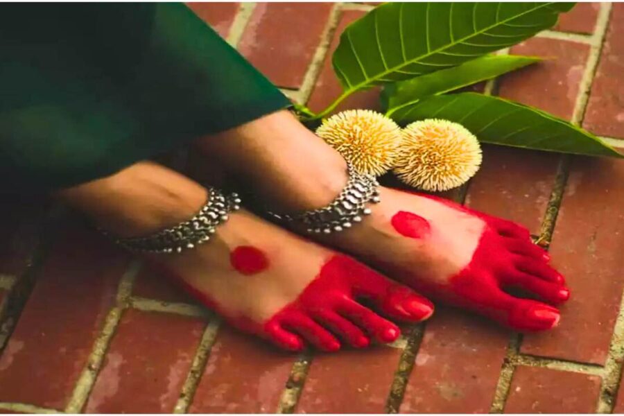 Benefits of Alta on Feet: Does it Only Symbolise Marital Bliss?